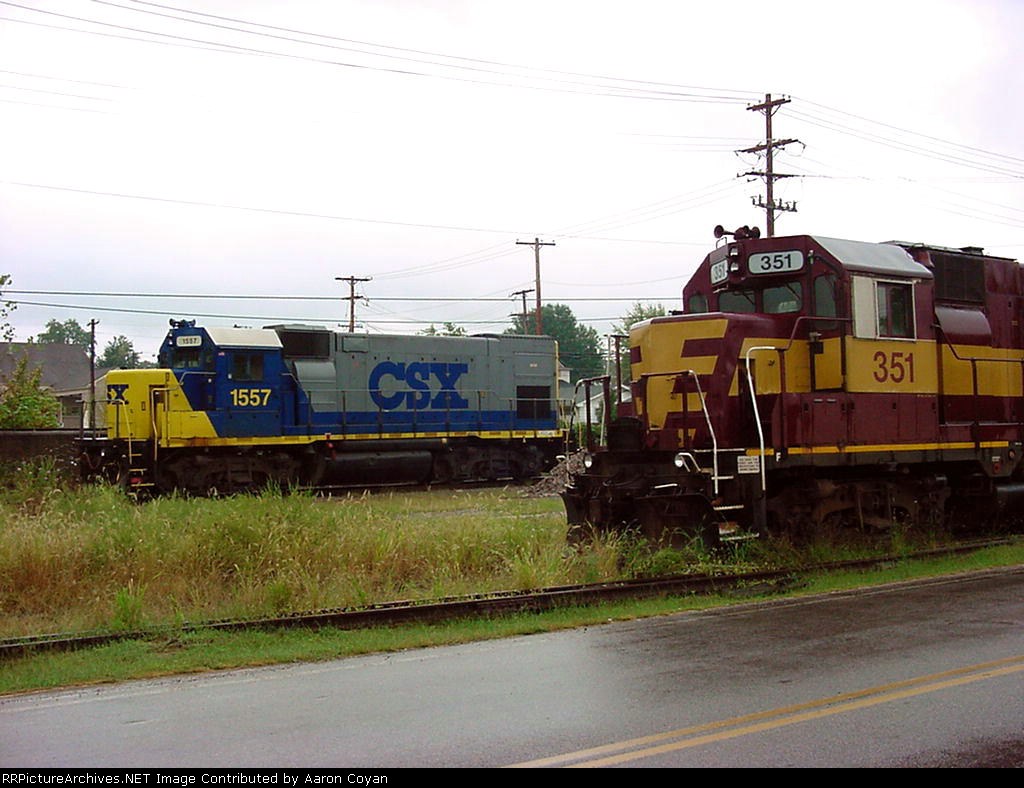 On loan from CSX, GP-15-1 1557 replaces the 351 as it suffers from a bad wheel bearing